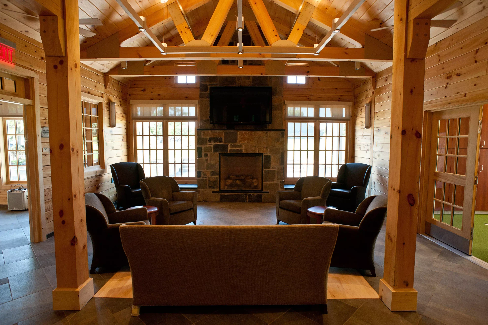 Tombros Varsity Golf Clubhouse - Penn State - Official Athletics Website