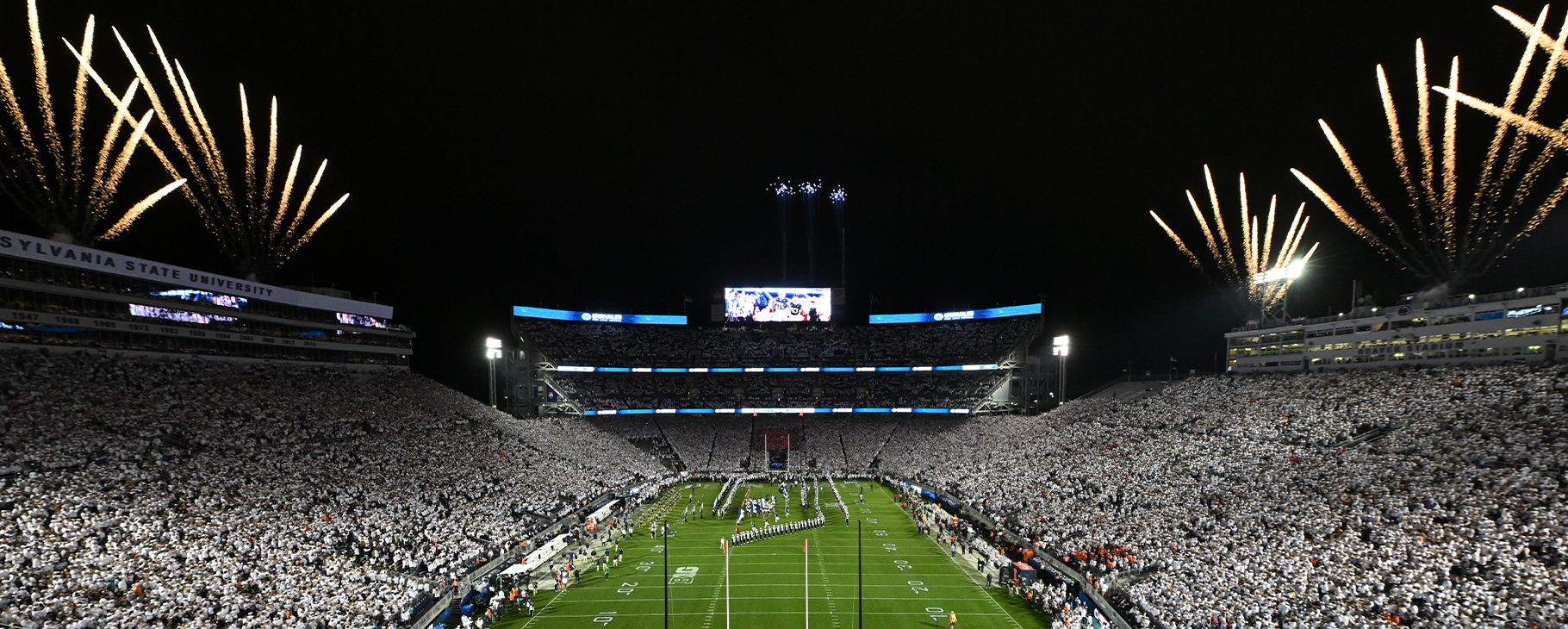 No. 9/8 Penn State Defeats No. 19/21 Illinois, 21-7, in Big Ten Opener ...