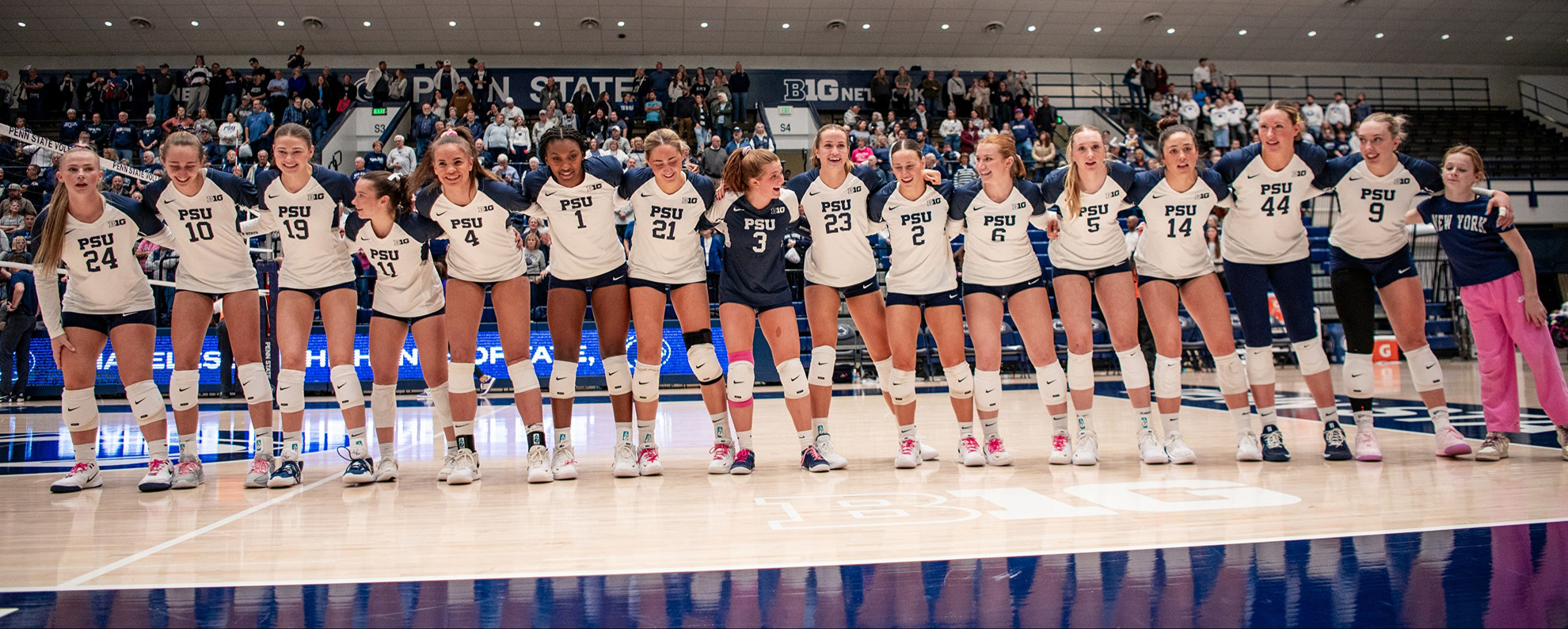 No. 4 Women's Volleyball Hosts No. 2 Nebraska with B1G Title on the ...