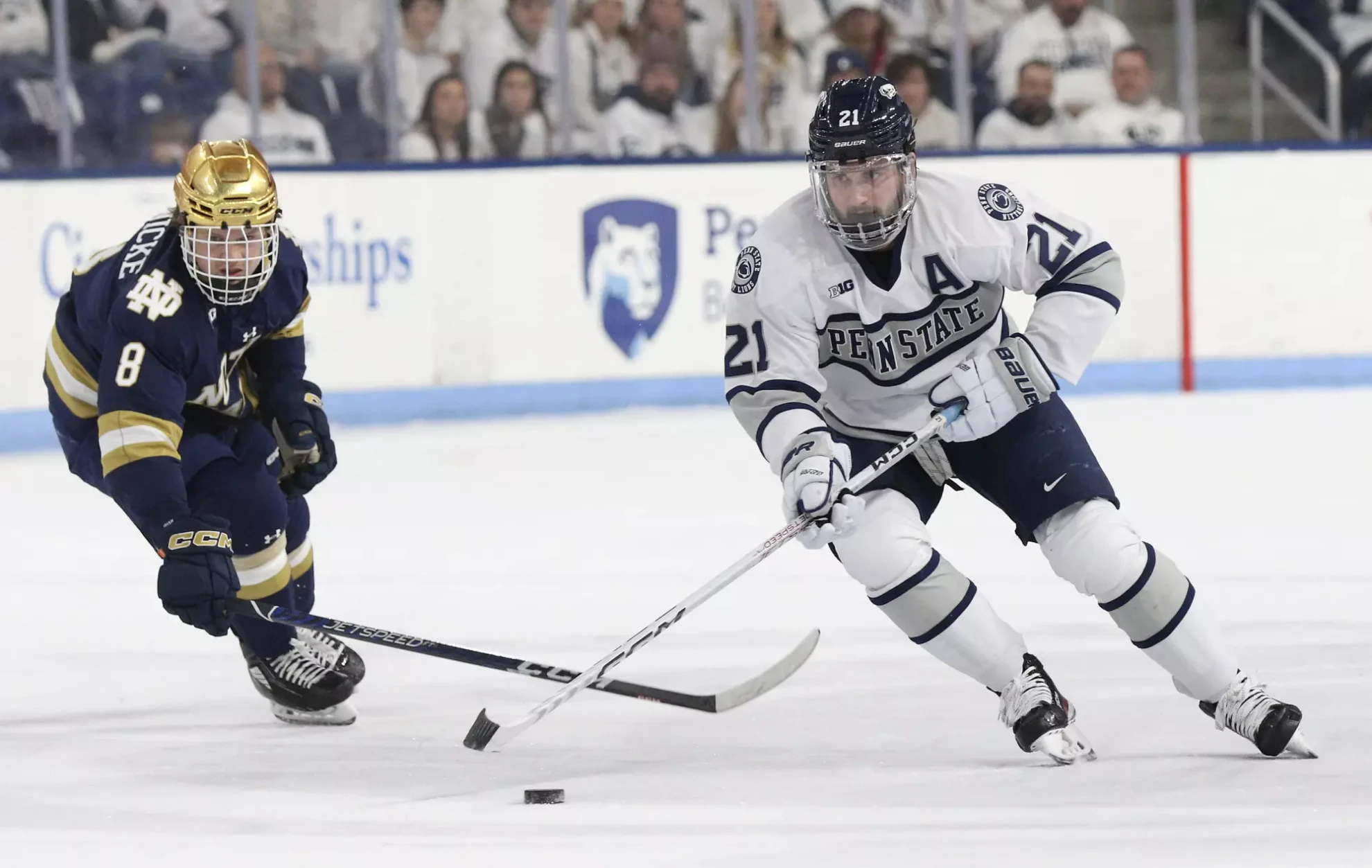 Kevin Wall '23 Inks Two-Year AHL Deal With the Milwaukee Admirals ...